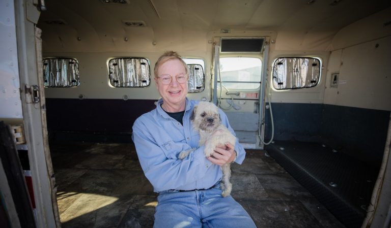 This Pilot is Saving Dogs’ Lives One Flight at a Time - This Dogs Life